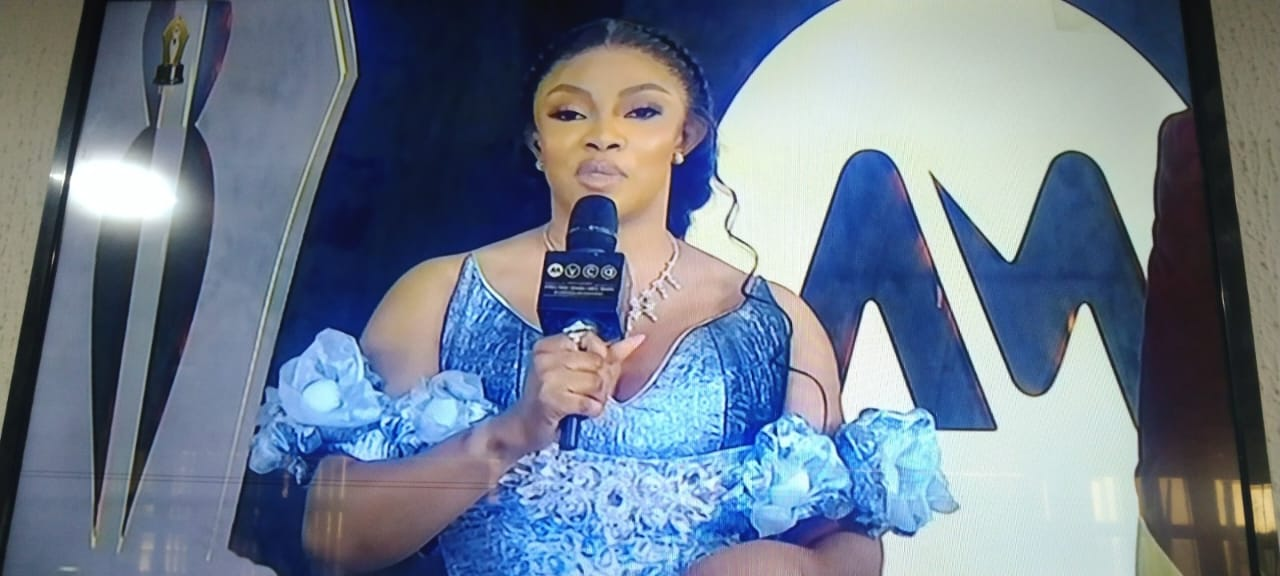 Photos: Toke Makinwa, Uti, Ebuka, Sika in sparkling outfits as AMVCA ...