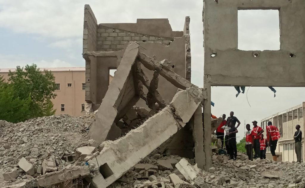 Scavengers trapped under rubbles of demolished building in Kano ...
