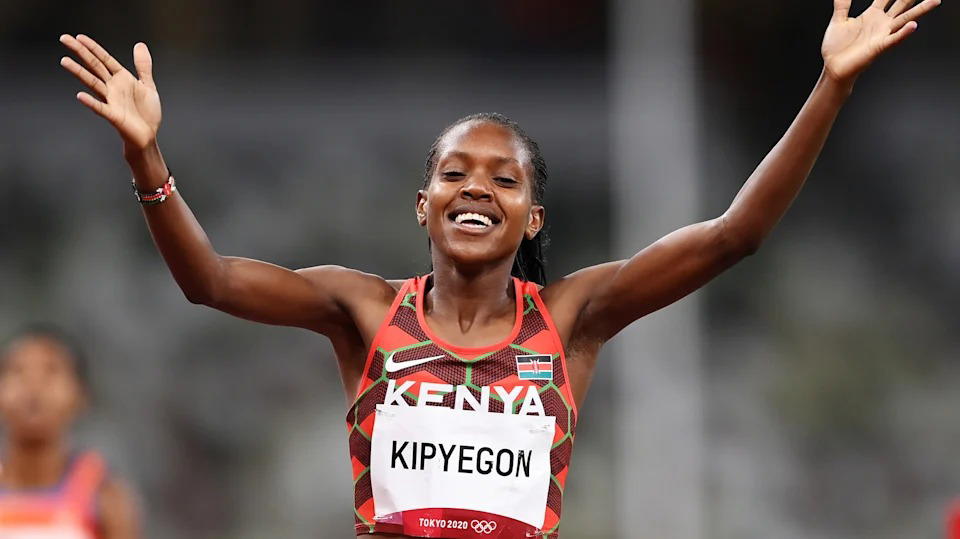 Faith Kipyegon Breaks Womens 1500m World Record