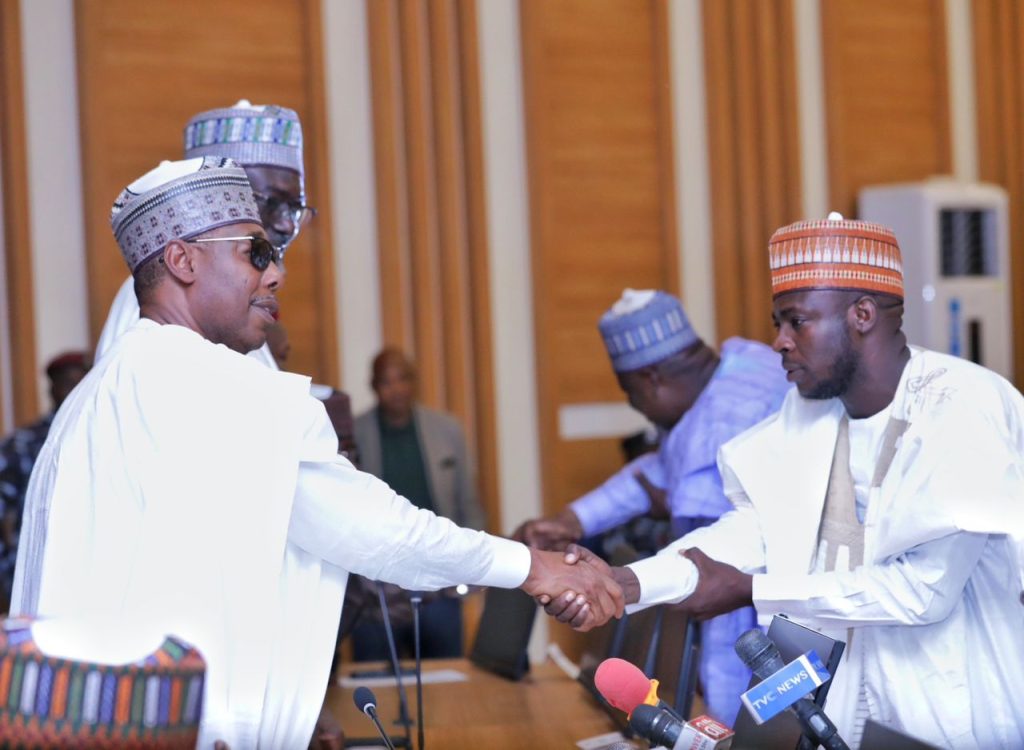 Borno: Zulum swears in SSG, 3 Advisers, Perm Sec - Vanguard News