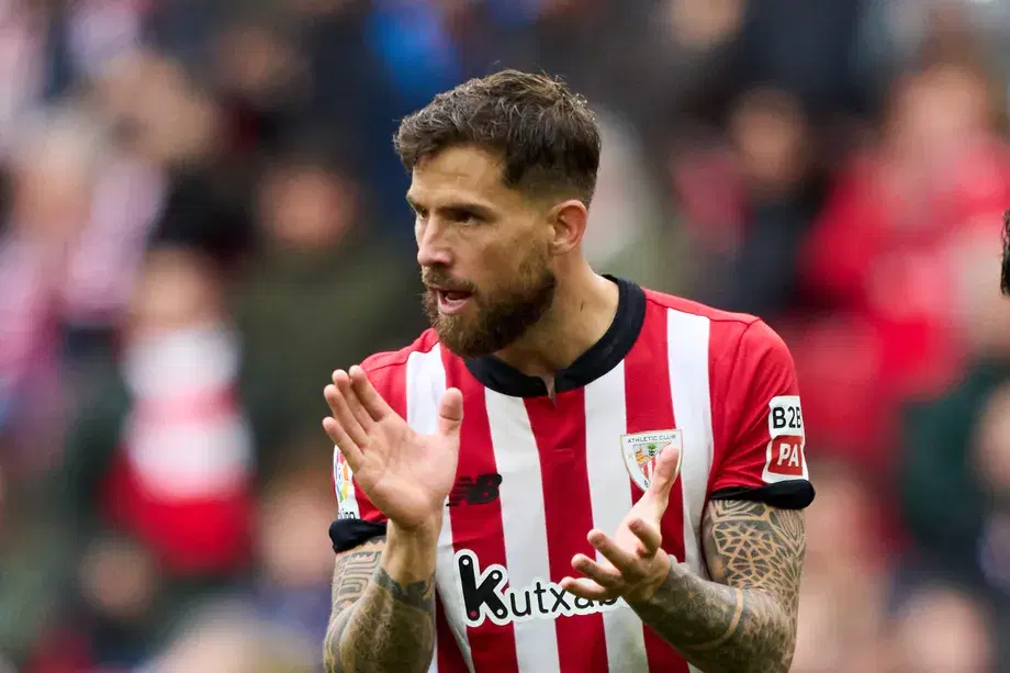 Barcelona sign defender Inigo Martinez on free transfer - Vanguard News