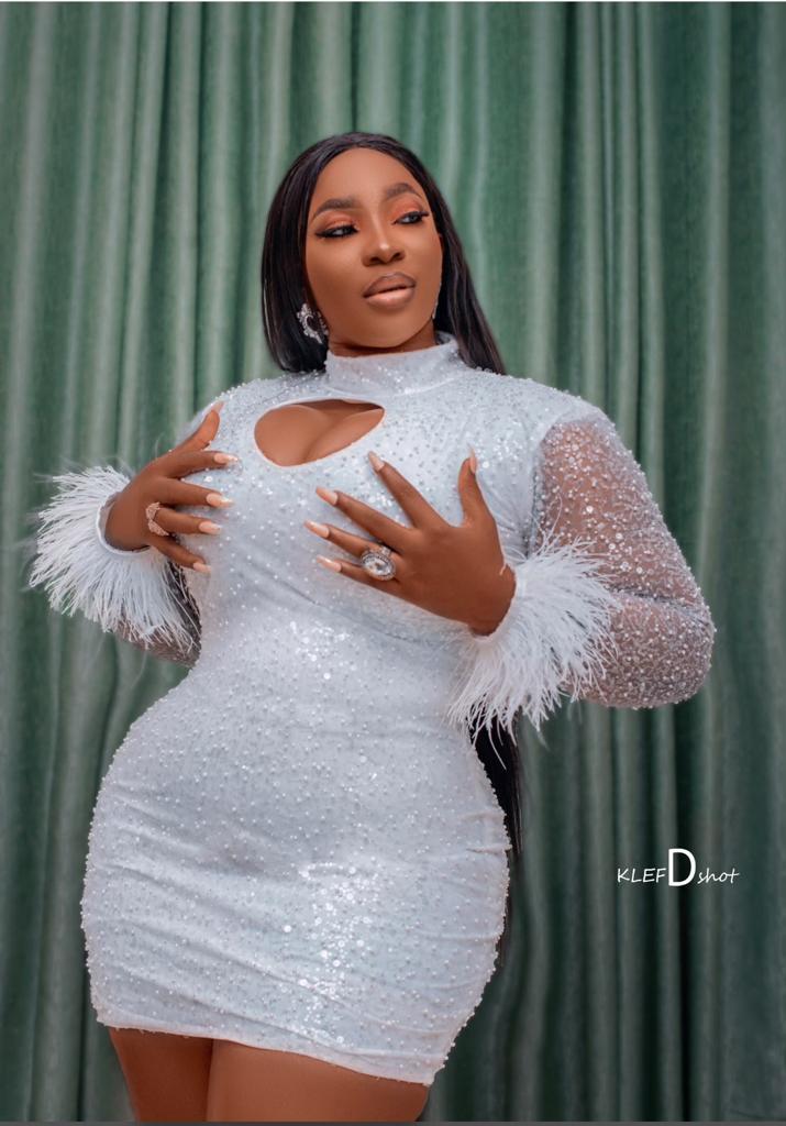 Men can’t take eyes off my big boobs – Motunrayo Oluwakemi