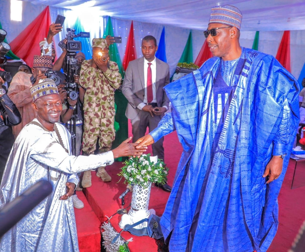 Borno: Zulum swears in, posts 17 commissioners; 3 chief advisers, Perm ...