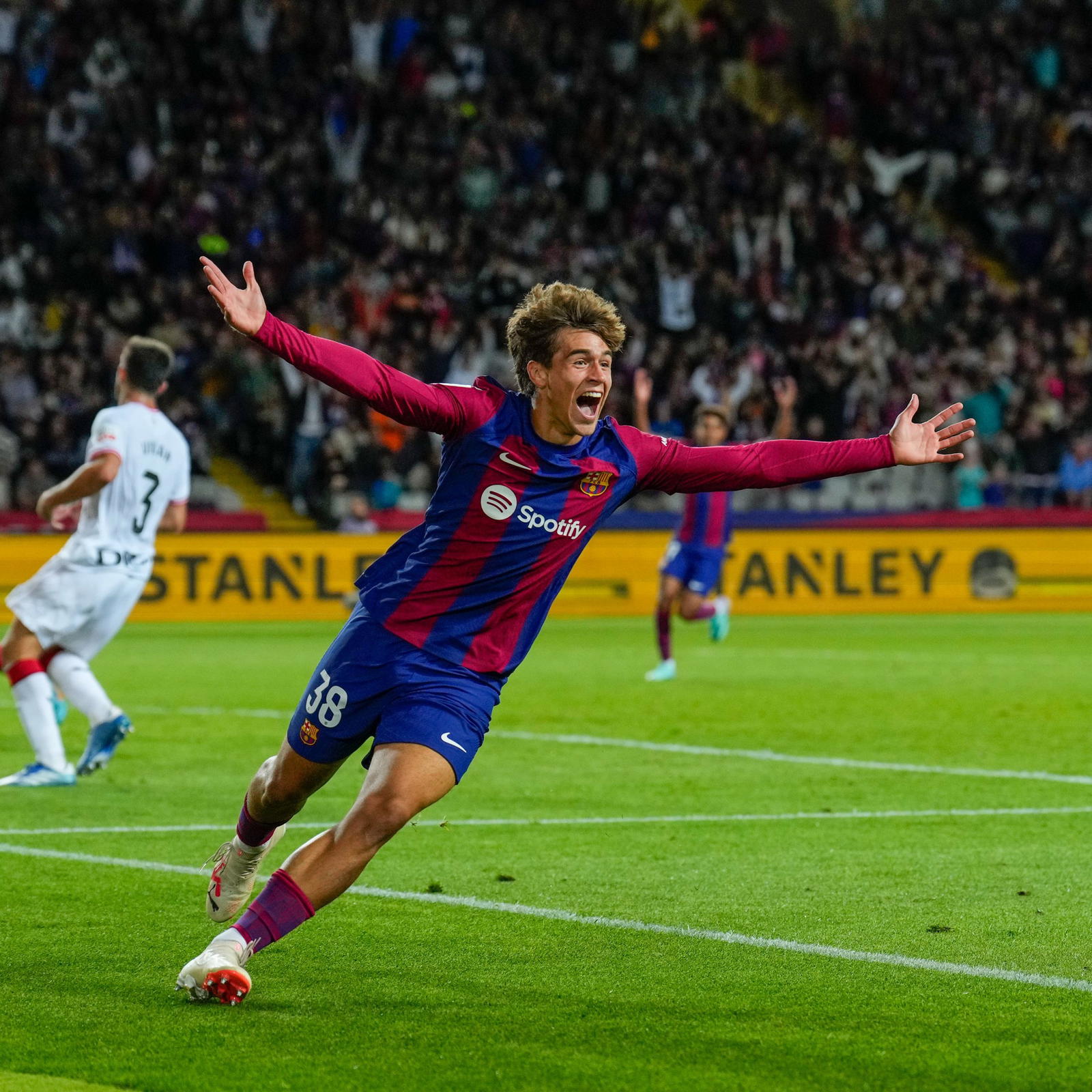 Teenager Marc Guiu snatches late win for Barca over Athletic - Vanguard ...