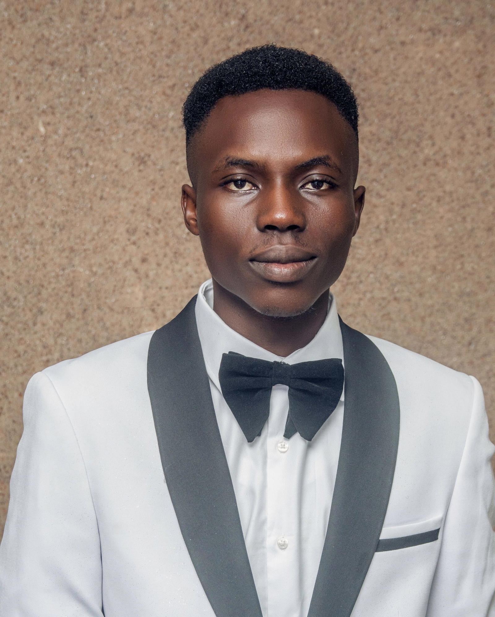 Olatunde launches foundation to support indigent young Nigerians ...