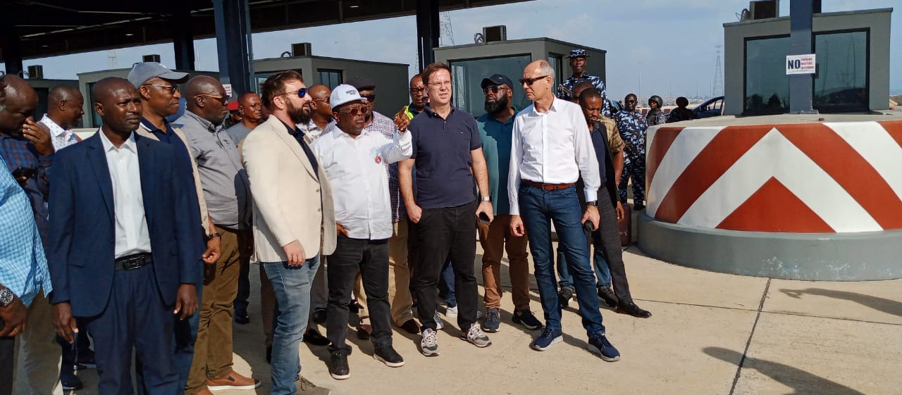 FG takes over the completed 2nd Niger Bridge project with ancillary ...