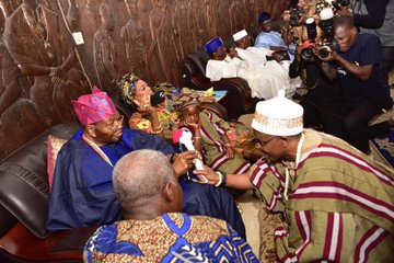 Photos: Awujale installs El-Rufai as Gbobaniyi of Ijebu Land - Vanguard ...