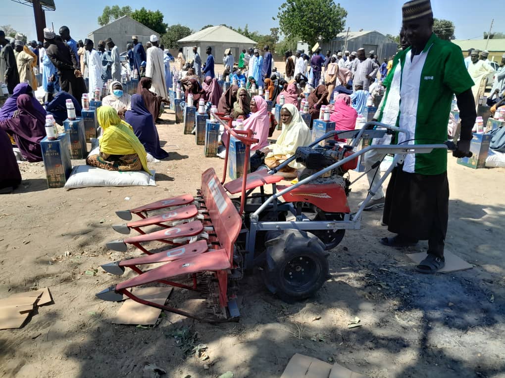 Borno FADAMA NG-CARES empowers 3,490 irrigation farmers with ...