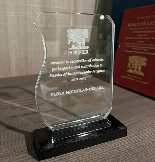 Nigerian scientist gets int'l award - Vanguard News