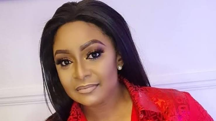 Victoria Rowell Married