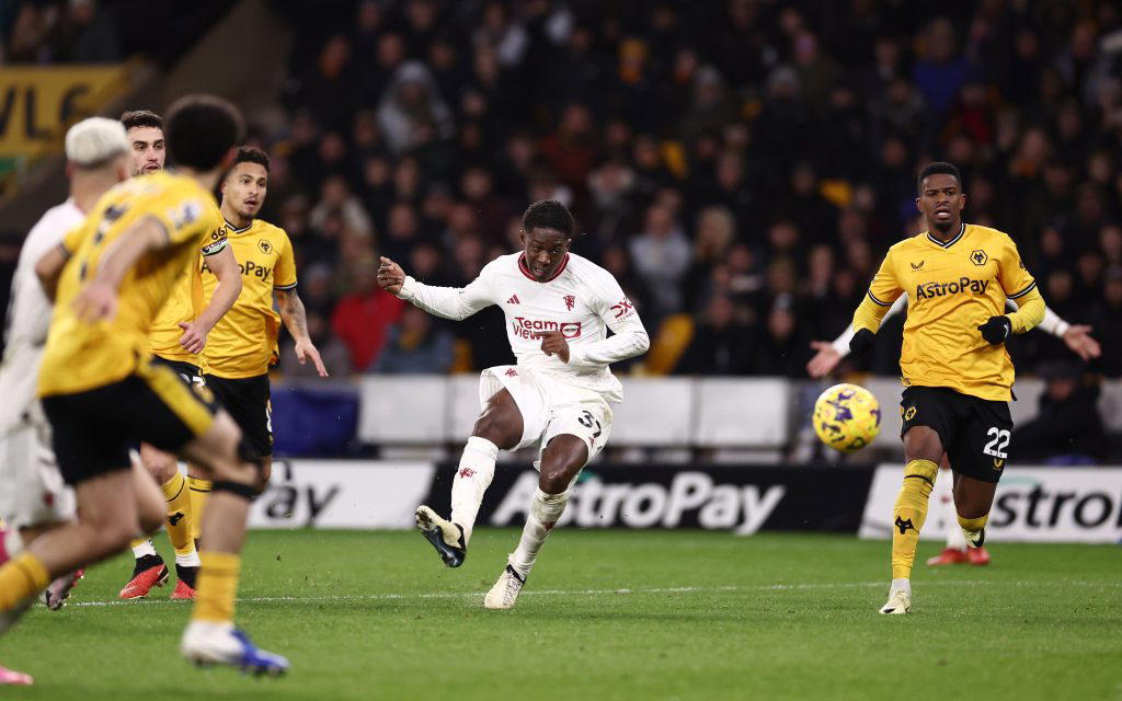 Mainoo scores late-winner to save Man United blushes at Wolves ...