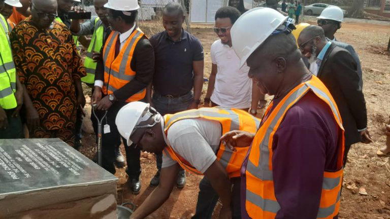 Power company donates 240kw of solar energy, car park to UNN