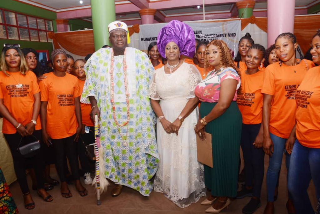 Osun First Lady Erelu Ngozi Adeleke enrolls youths in skill acquisition ...