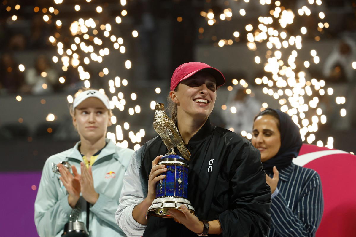 Swiatek beats Rybakina to clinch third straight Qatar crown - Vanguard News