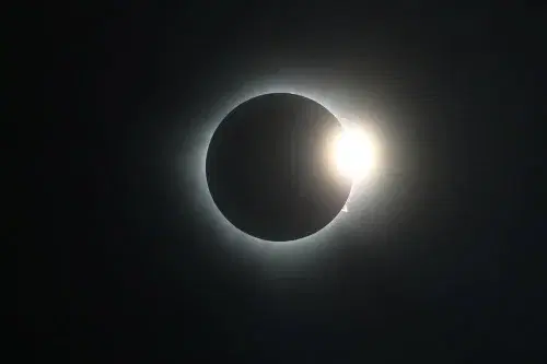 Just in: North America goes dark in first total solar eclipse in seven ...