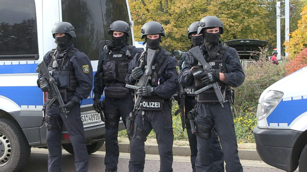 German police arrest 11 Nigerians over dating scam - Vanguard News