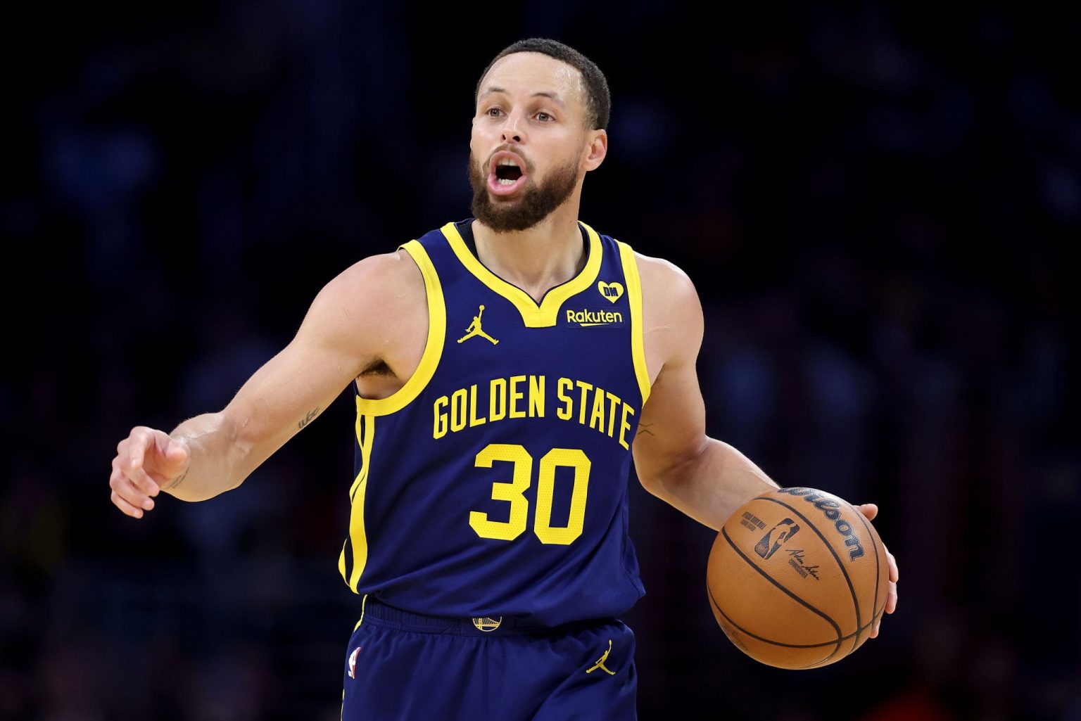 Warriors star Curry named NBA Clutch Player of the Year - Vanguard News