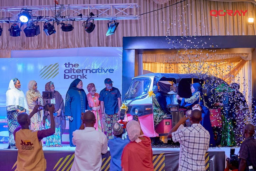 Qoray Launches, Deploys Single Largest Fleet of Electric Vehicles in ...