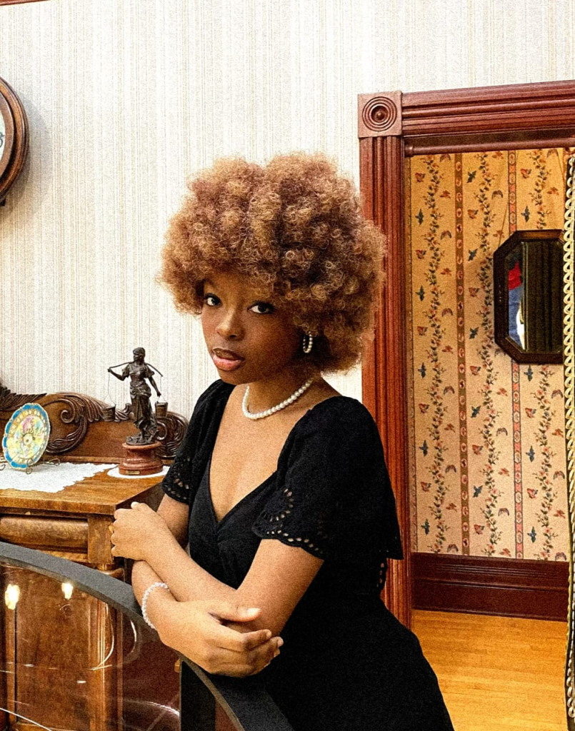 Singer, Itohan releases sophomore single, 'Here In My Heart' - Vanguard ...