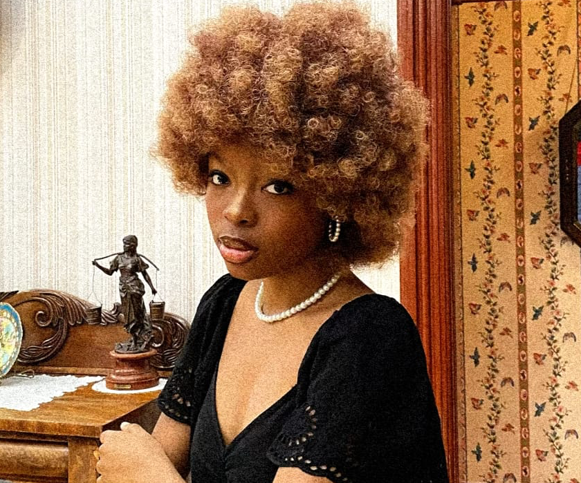 Singer, Itohan releases sophomore single, 'Here In My Heart' - Vanguard News