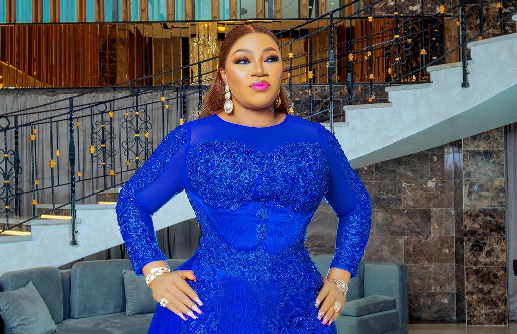 Folasade Omotoyinbo Celebrates Birthday with Community Outreach ...