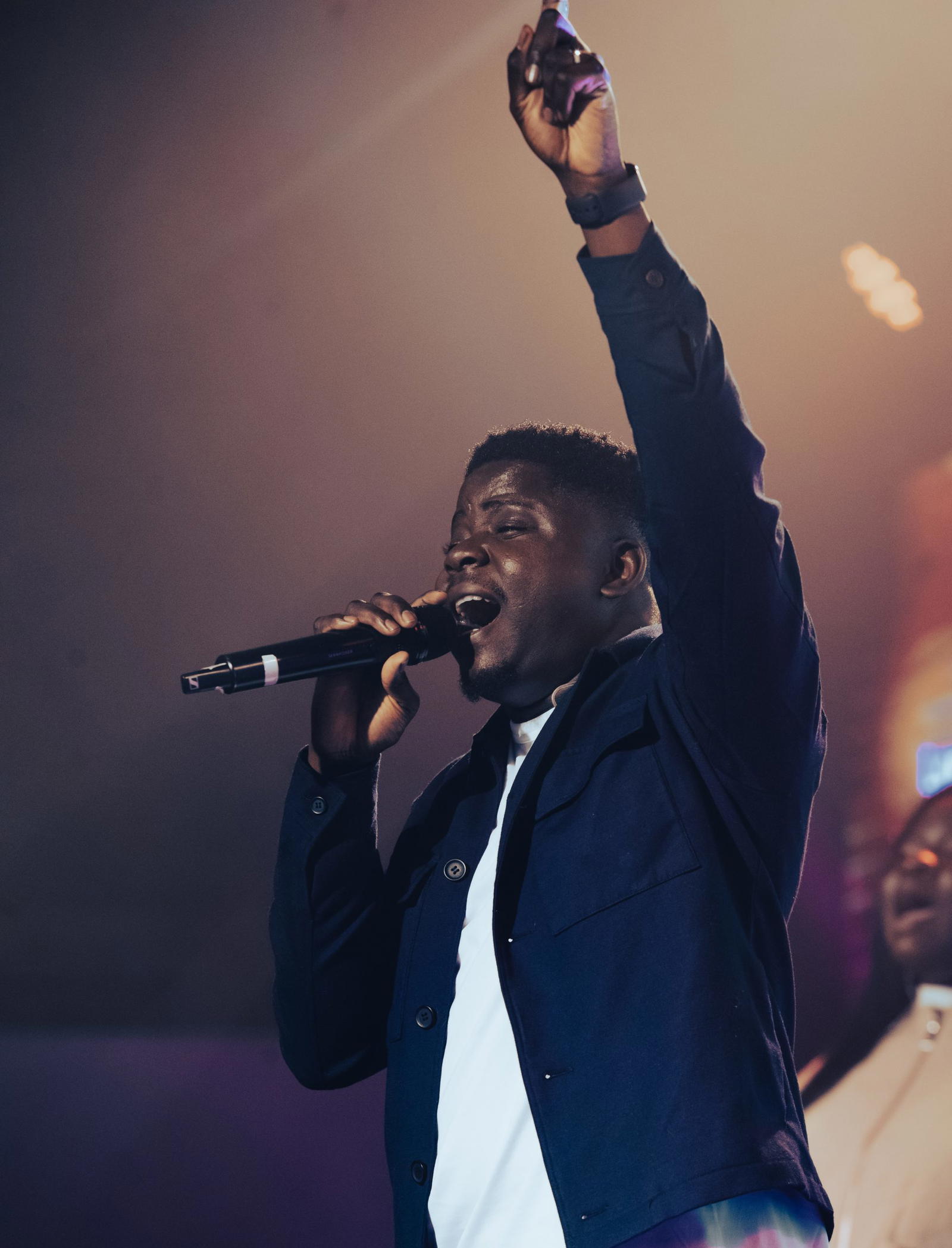Folabi Nuel's first headline concert in London a resounding success