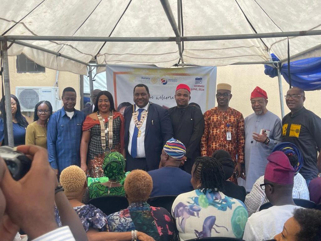 PHOTOS: Ikeja GRA Rotary commissions 36-bed caregivers’ quarters at ...