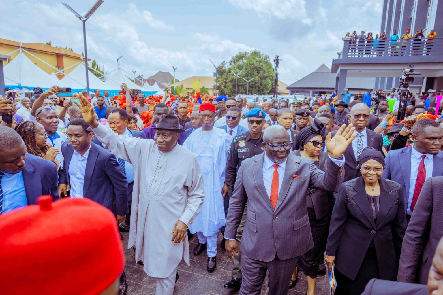 Jonathan inaugurates Delta High Court Complex - Vanguard News
