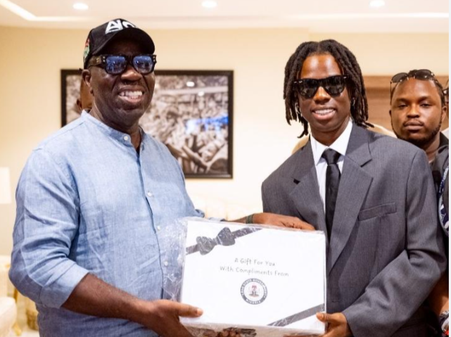 Rema sets Benin on fire with homecoming concert