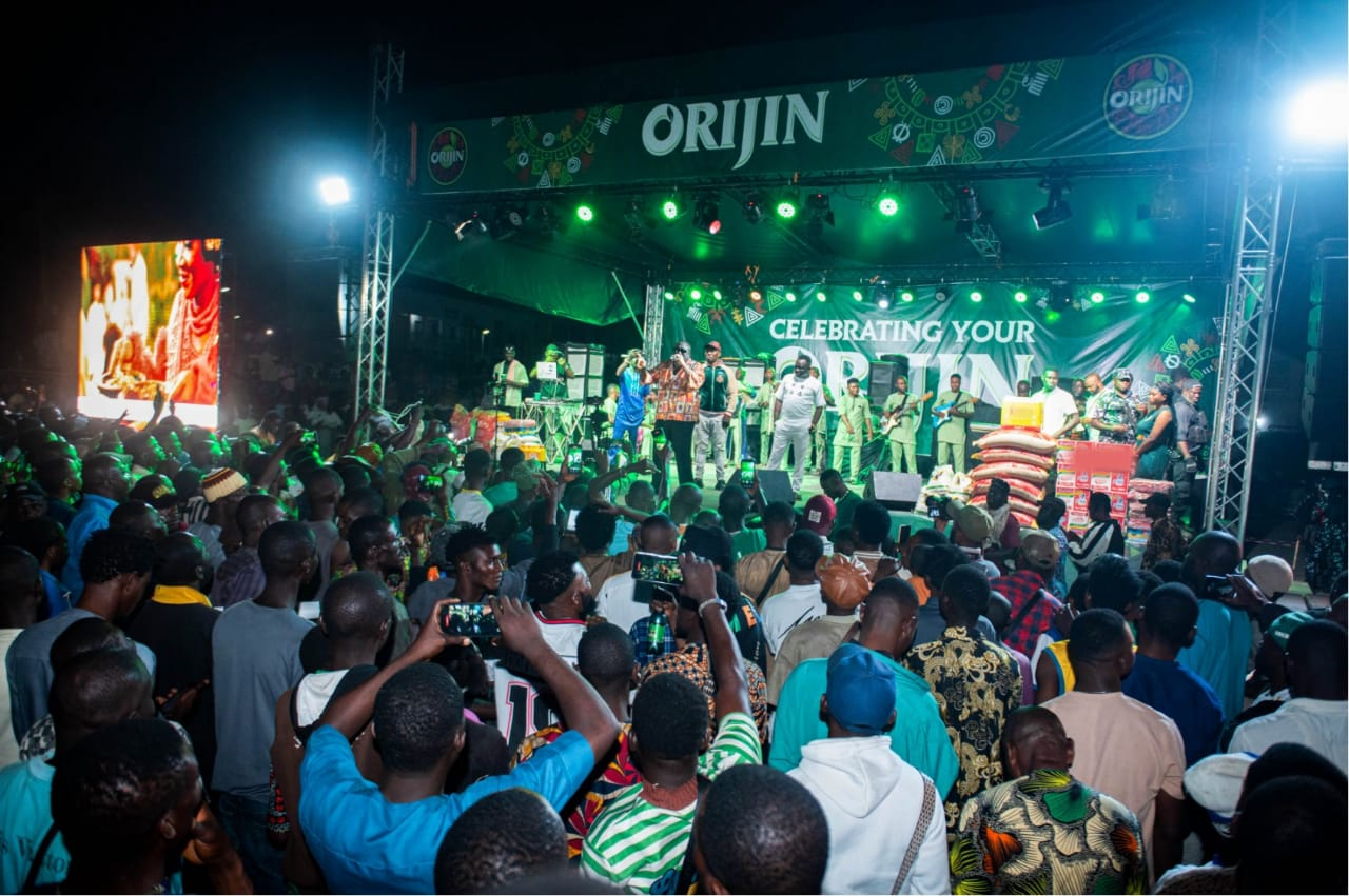 Orijinal Festival: Saheed Osupa delights thousands with a spectacular ...