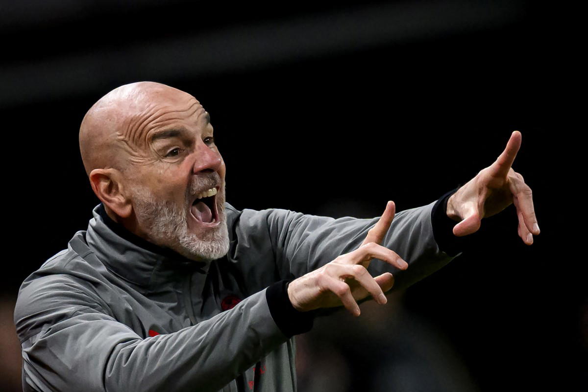 Fiorentina sack coach Pioli after 10 winless matches - Vanguard News