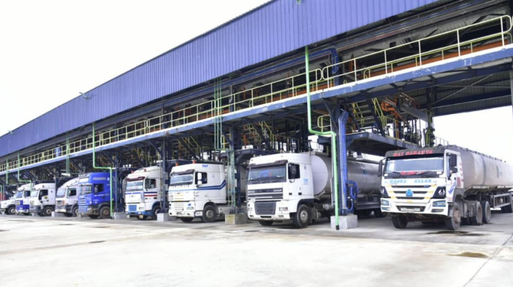 Landing cost of petrol drops to N970 per litre — Marketers - Vanguard News