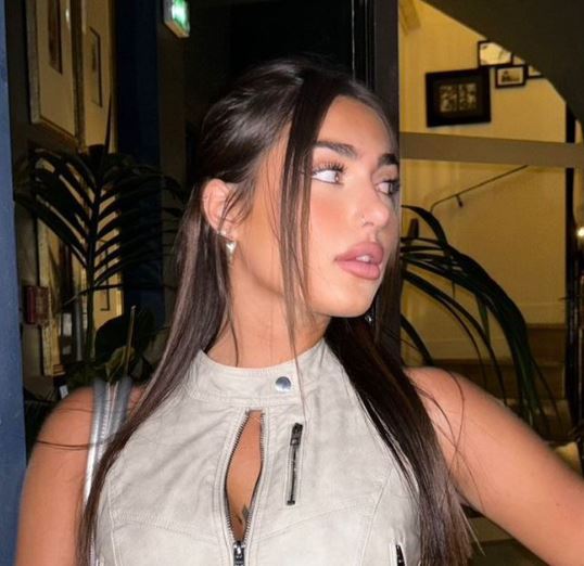 The rise of Clara Colada: A journey through fashion, beauty, and social ...