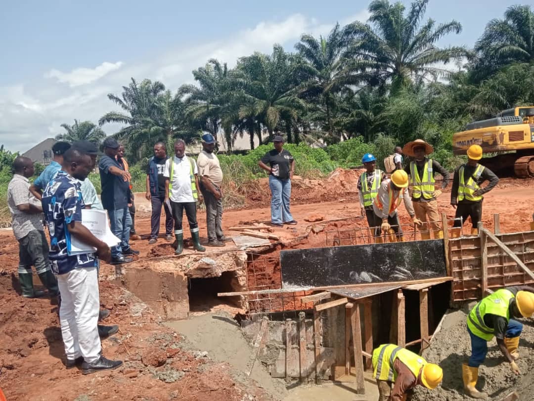 Evwierhurhoma lauds Oborevwori on completion of Ring Roads in Ughelli North