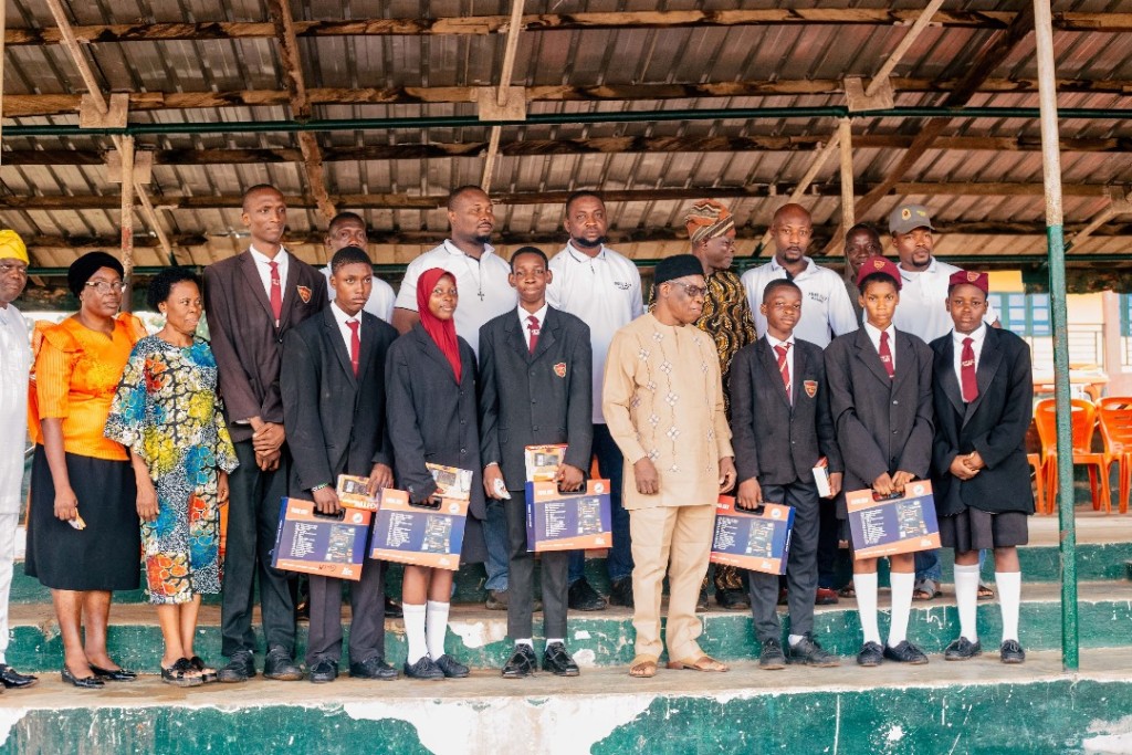 FSTC Yaba 2007 Alumni Awards Top Performing Technical Students ...
