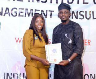 Tiamiyu Damilare, inducted as Fellow of the Institute of Management ...