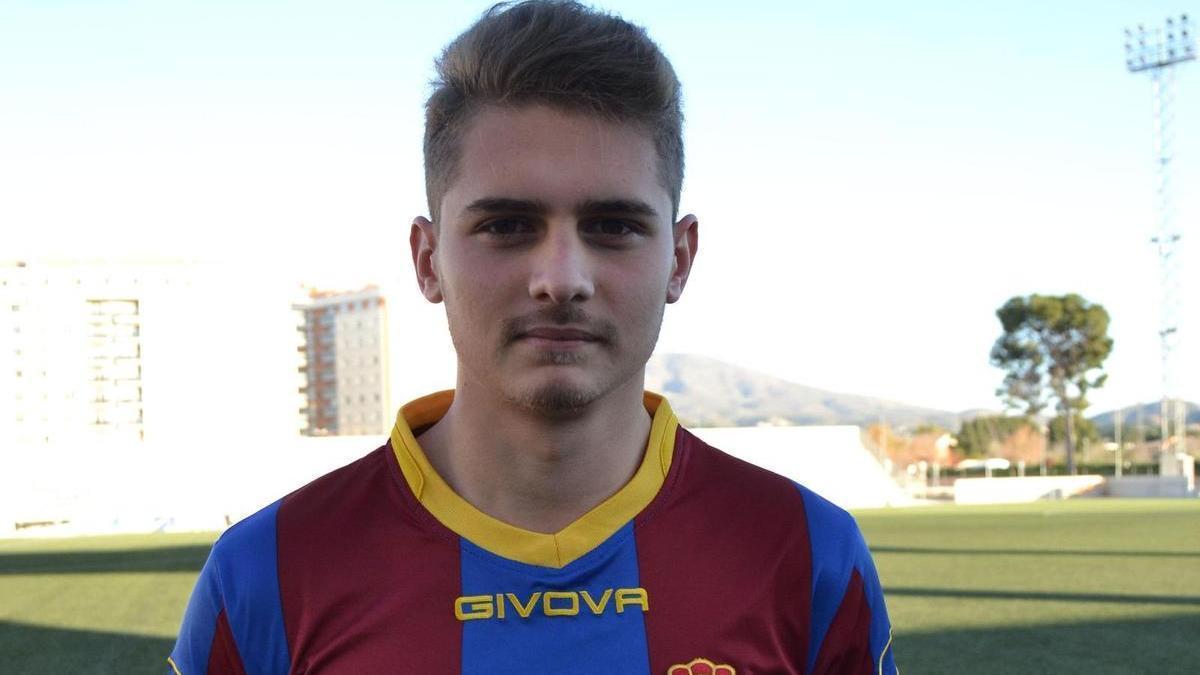 Former Valencia defender Jose Castillejo among 158 killed in Spain's ...