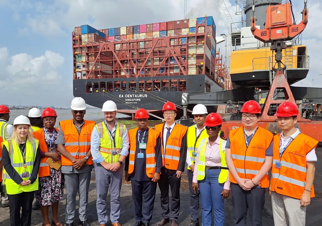 APM Terminals Apapa welcomes 'EA CENTAURUS', largest containership to ...
