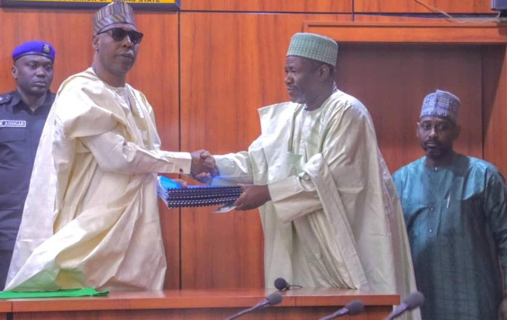 Gov Zulum begs FG to repair collapsed Alau Dam to halt future flood ...