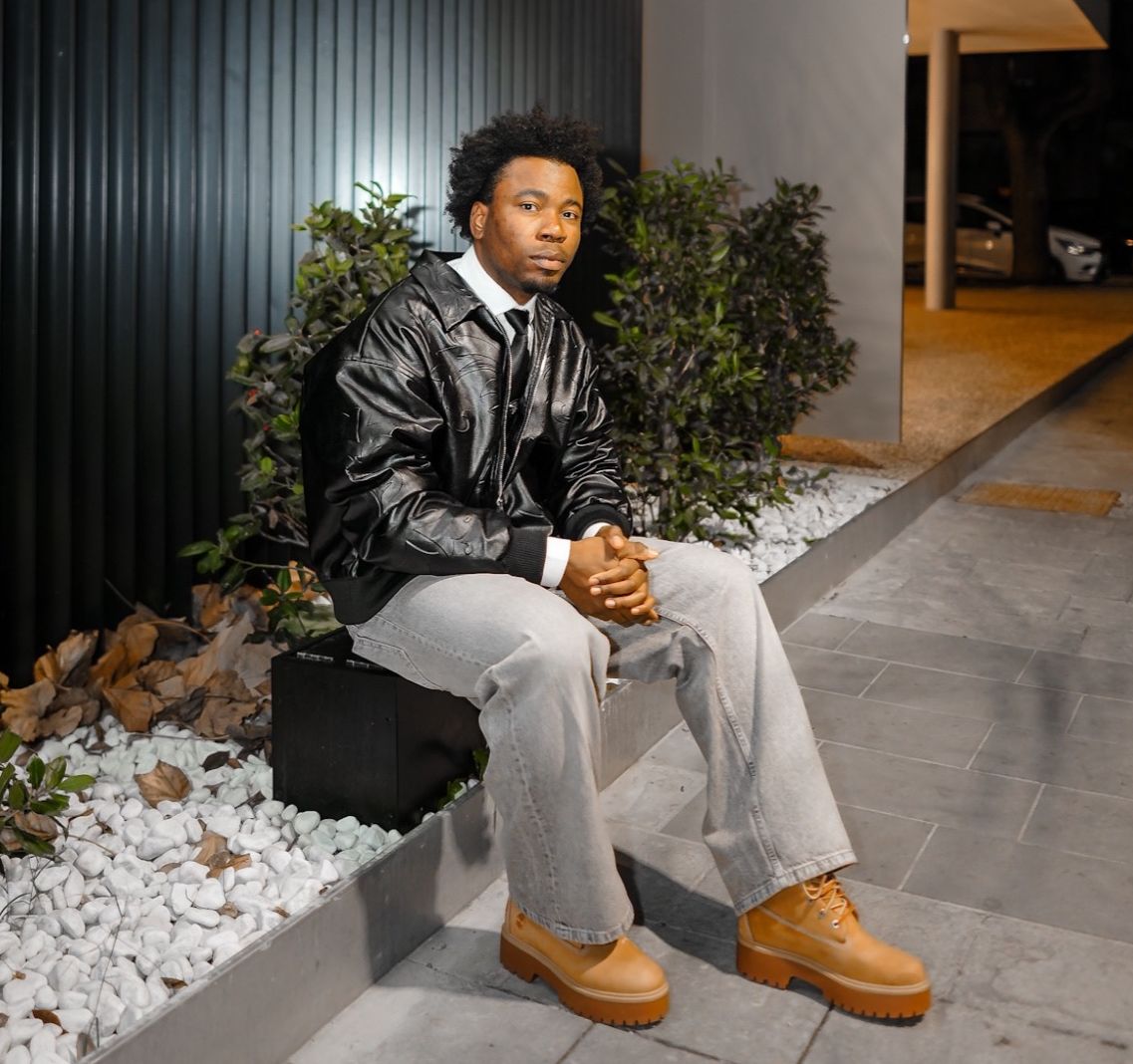 Jimmy Ofuoyan wins CoolWealth Influential Barber of the Year award ...