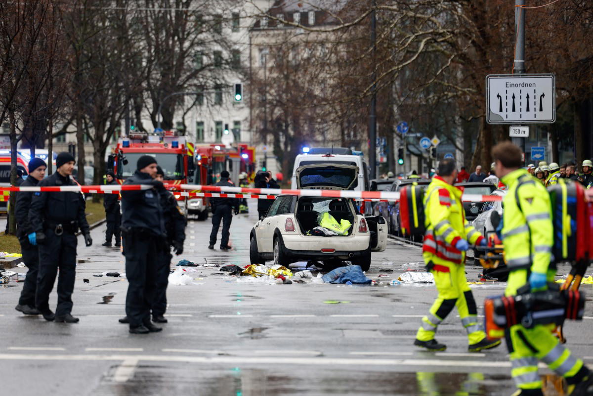 At least 20 hurt after car crashes into crowd in Germany - Vanguard News