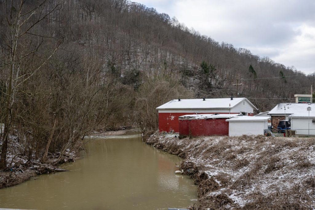 Death toll from US winter storms rises to 14 - Vanguard News