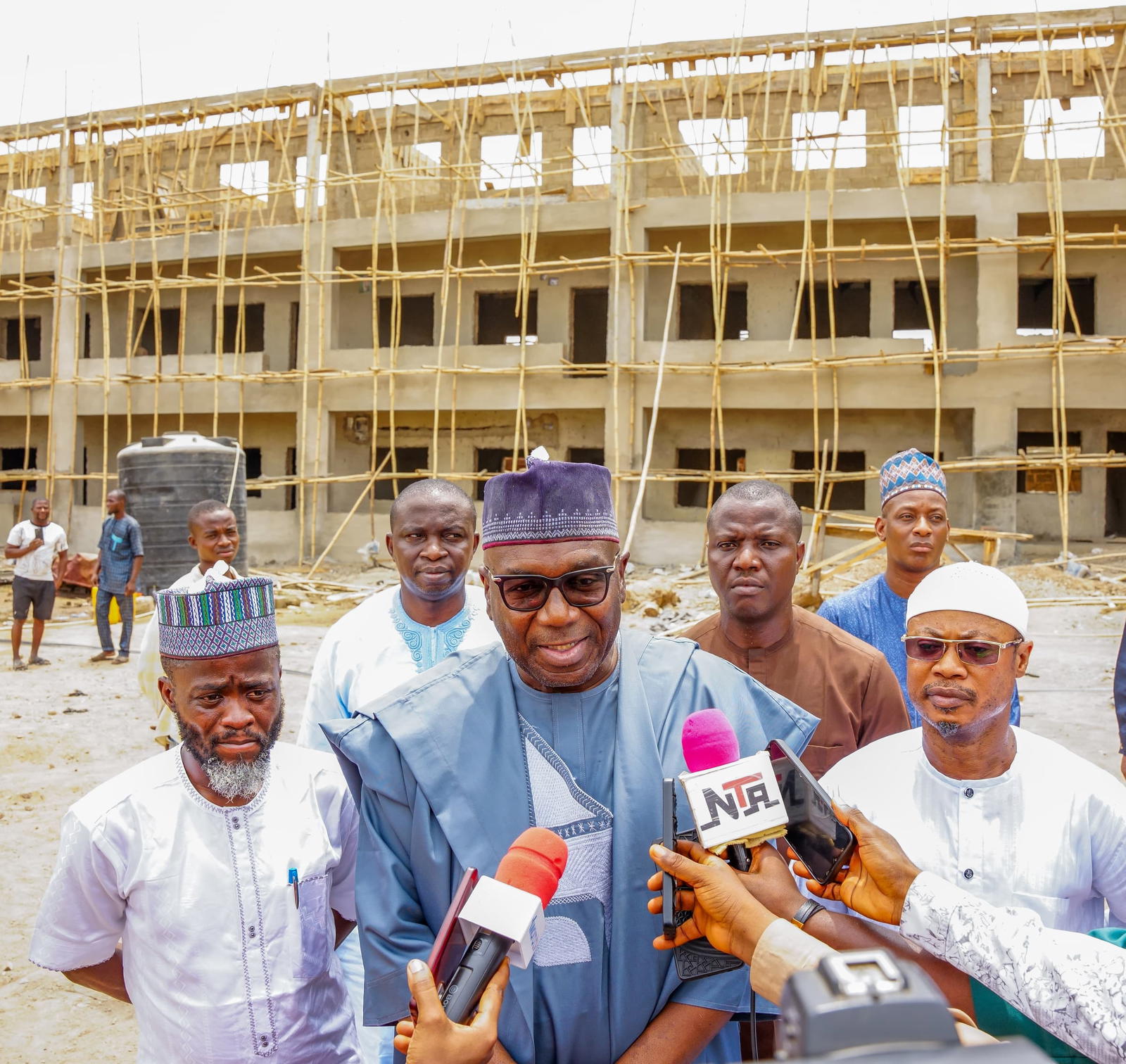 Abdulrazaq inspects govt's multi-storey prototype school