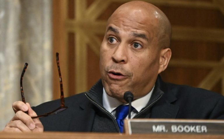 US Senator Cory Booker delivers 25-hour longest speech in Senate ...