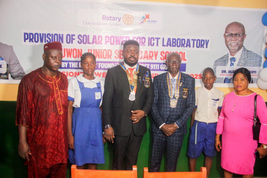 Omole Rotary Club inaugurates solar-powered ICT Lab at Lagos school ...