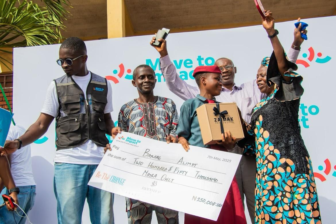 NGO champions youth empowerment, empowers over 200 students in Lagos ...