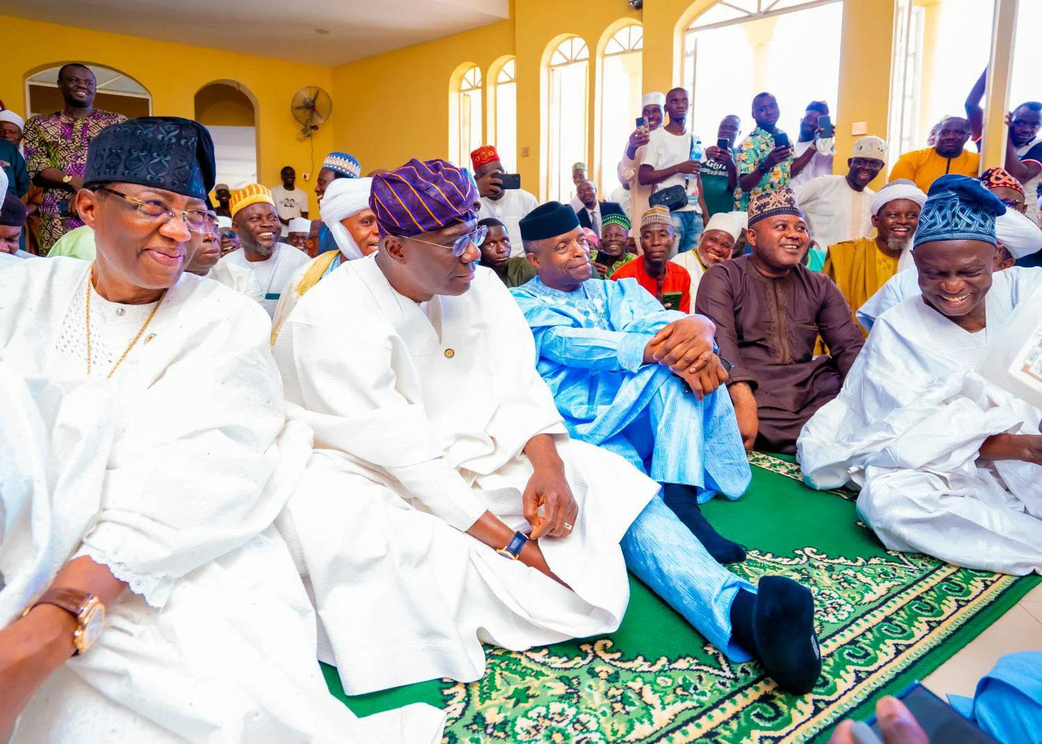 Photos: Awujale of Ijebuland, Oba Sikiru Adetona, laid to rest in Ijebu ...