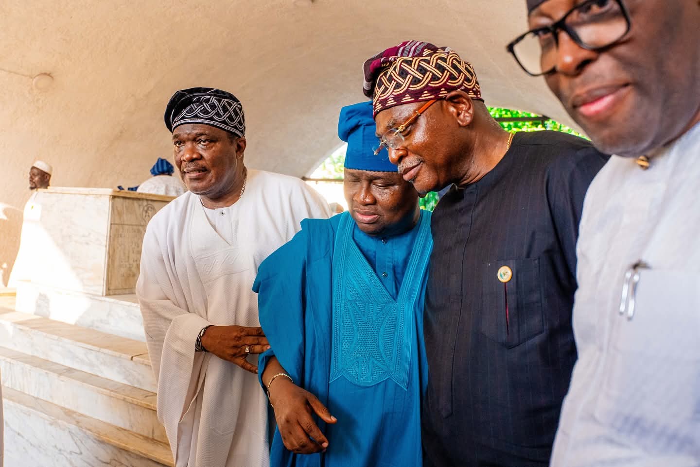 Photos: Awujale of Ijebuland, Oba Sikiru Adetona, laid to rest in Ijebu ...