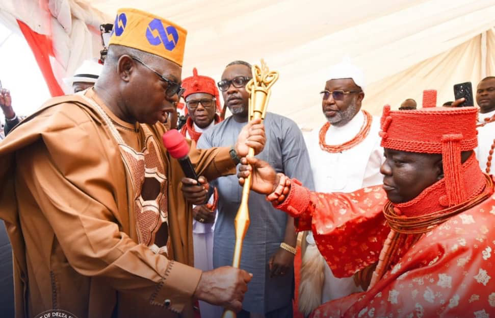 Senator Dafinone congratulates Effurun-Otor monarch on presentation of ...