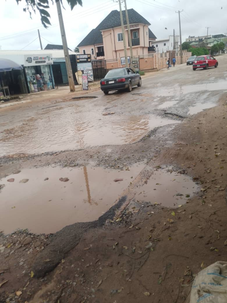 Benin GRA residents lament deplorable state of roads - Vanguard News